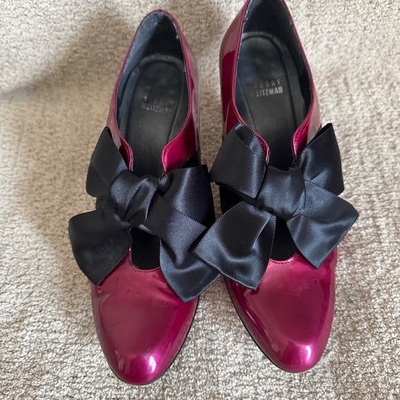Stuart Weitzman | Shoes | Stuart Weitzman Fuchsia And Black Bow Loafers ...
